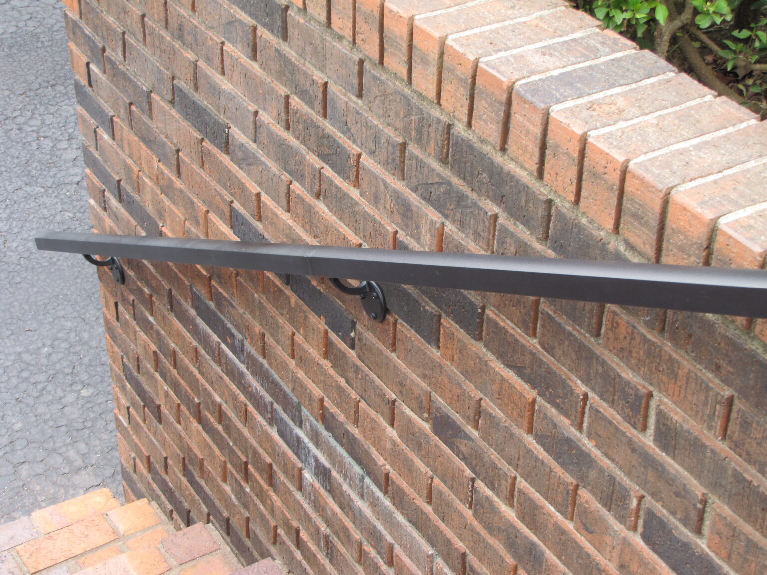 Attaching Handrail to Brick Walls - MMC Fencing & Railing